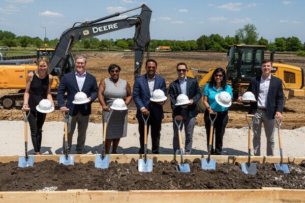 Aurora Tech Park – Iron Lot